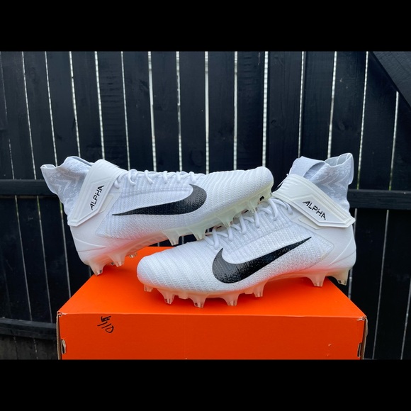 Nike | Shoes | Nike Alpha Menace Elite 2 Flyknit Mens Size 6 Wide ...
